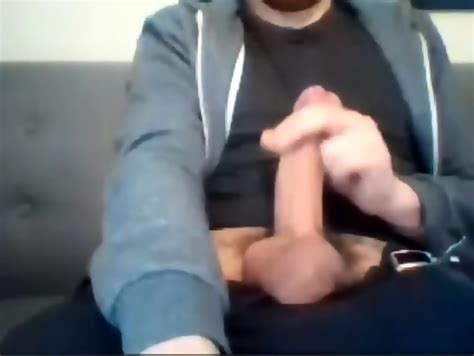 Hunky Guy Strokes His Massive Cock And Nuts On Webcam Eporner