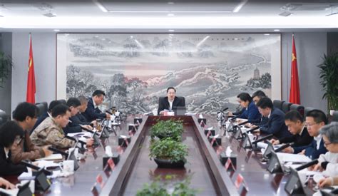 一届区政府第三十一次常务会议