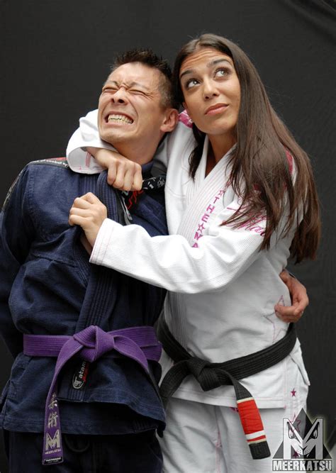 Photographing Gazzy ~ Meerkatsus Blog