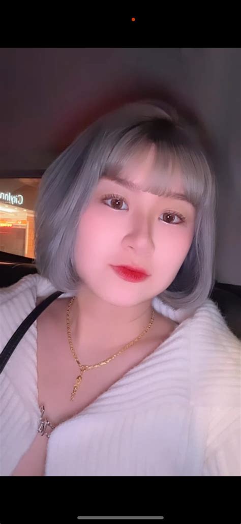 跟我交往的10大好處 1我是微肉女 2單身已經2年 3男友愛打麻將不阻止 4喜歡抱抱睡 5不開心就帶我去吃東西就好了 6e人活潑