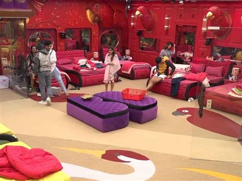 Bigg Boss Marathi 4 बिग बॉसच्या घरात या सदस्यांमध्ये झाले कडाक्याचे