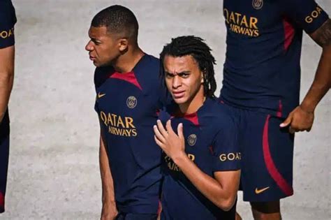 Psg Après Kylian Ethan Mbappé Annonce Son Départ Lintegral
