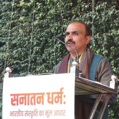 शंखनाद धर्म और राजनीति पवन बंसल ने रेल विभाग को अपनी जागीर बना दिया