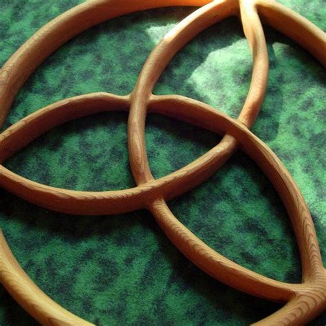 Trinity Knot Encircled Wood Carved Celtic Knot Balance In Divine Energy