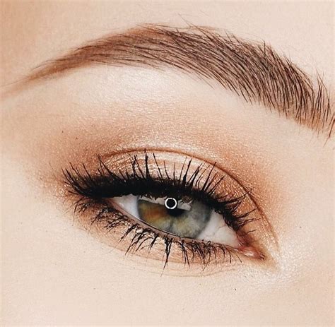 Pin By Samantha Hammack On Beauty Minimalist Makeup Eye Makeup Hair
