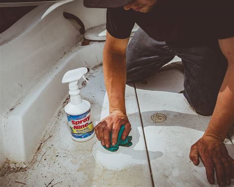 Spray Nine® Marine Heavy Duty Cleanerdisinfectant 946ml Bottle