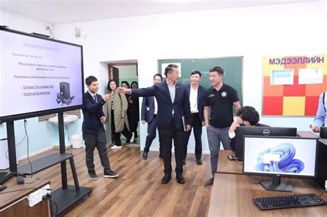 Vip76 Mn Тусгай хэрэгцээт сургуулиудын тулгамдсан асуудлыг сонсож үйл ажиллагааатай нь танилцав