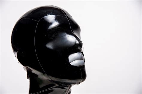 VAST Micro Perforated SL Open Mouth Hood Black Masken Latex