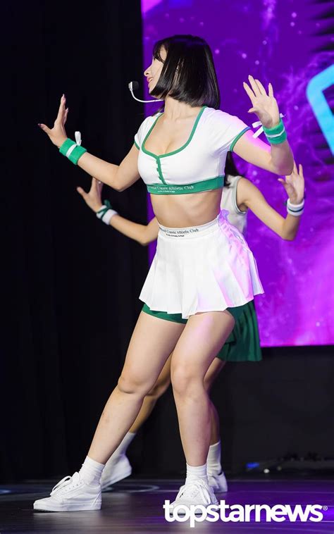 [hd포토] 앨리스 Alice 소희 ‘선명하게 보이는 갈비뼈 댄스 온 최규석 기자 톱스타뉴스