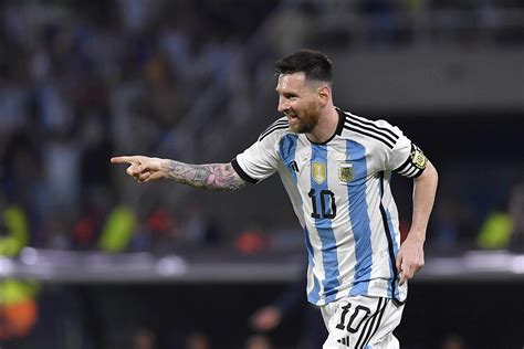 Lionel Messi Breaks 100 Goals Mark In International Football Pakistan