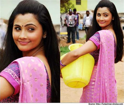 Jai Ho Actress Daisy Shah In Sensuous Designer Sarees
