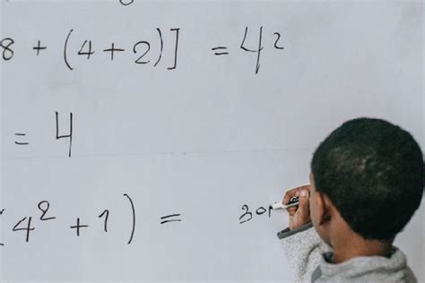 Pak Lurah Mendapatkan Sumbangan Dari Pt Anugrah Putra Berupa 8 Karung