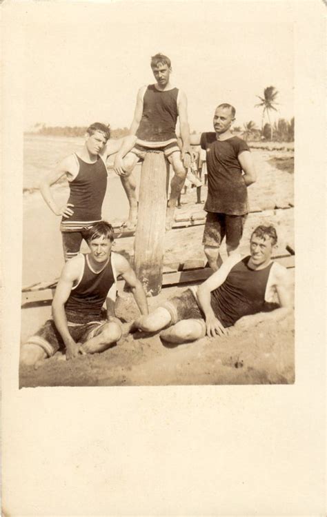 These Vintage Photos Show Edwardian Men In Swimsuits That Are Pretty