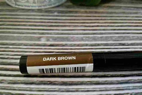 Олівець для брів Maybelline Brow Satin останні відгуки про Maybelline