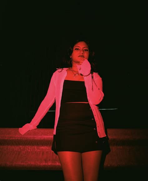 Nighttime Flash Light Falloff R Analog