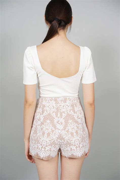 Zavey Lace Shorts In White Mds Myanmar