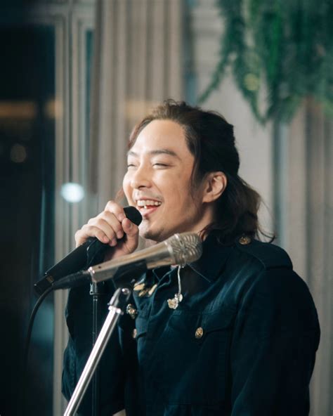 Ig หนึ่ง อภิวัฒน์ พงษ์วาท พรุ่งนี้รอชม Etcชวนมาแจมนะครับ พี่ๆมา 🔥🔥 Instagram