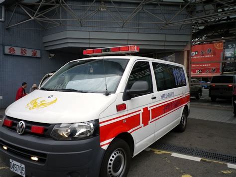 明明已禮讓行人！駕駛慘被當場開罰6000元原來是「這舉動」做錯
