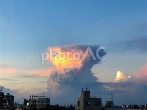 かなとこ雲 No 1841946｜写真素材なら「写真ac」無料（フリー）ダウンロードok