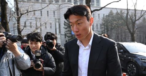S Korean Footballer Hwang Ui Jo Gets Suspended Jail Term In Sex Video Scandal Breitbart