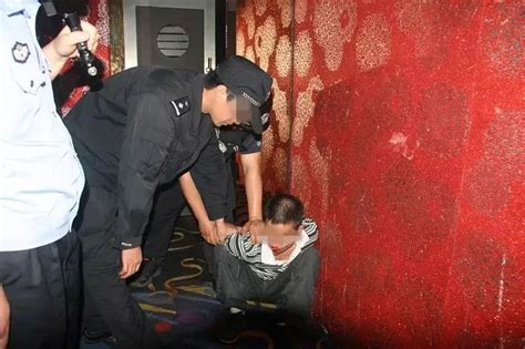 【端窝】警方打掉跨国卖淫团伙，失足女中竟有外国人！南宁