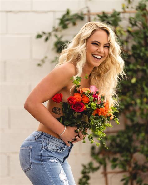 Kelsey Kane Bio Age Career Net Worth Babefriend Height