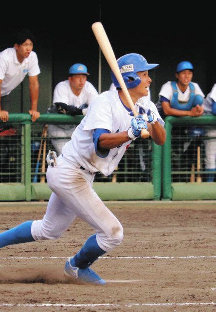 青学大・中島が決勝適時三塁打 今秋初のタイブレーク制す【東都大学野球】：中日スポーツ・東京中日スポーツ