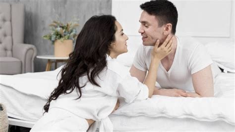 What Happens After First Time Sex 8 Ways Your Body Changes HealthShots