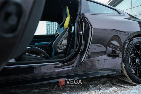 Цветная пленка на авто от производителя VEGA в Москве
