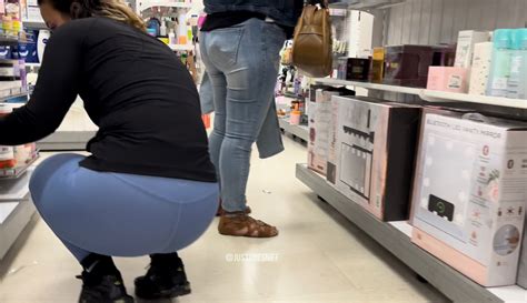 Hot Latina Pyt In Blue Leggings Spandex Leggings And Yoga Pants Forum
