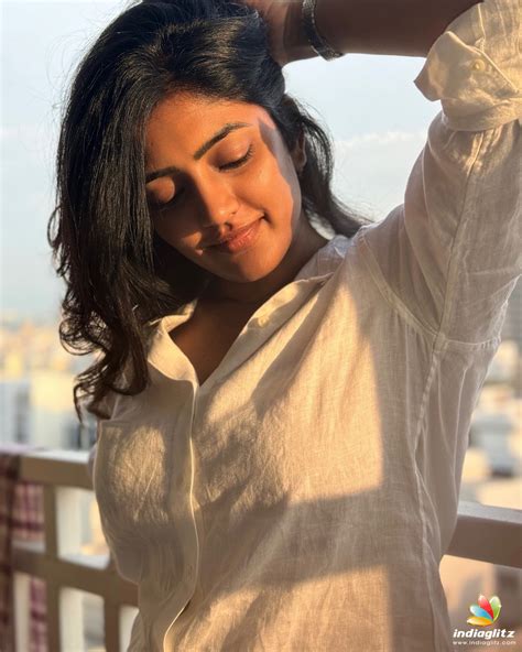 Eesha Rebba Photos Malayalam Actress Photos Images Gallery Stills And Clips