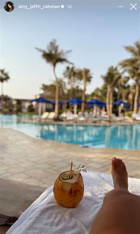 Ainy Jaffris Feet