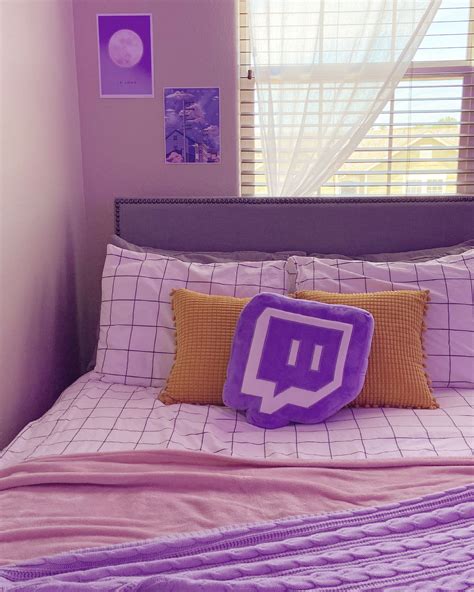 Gamer Bed In Pink Purple And Yellow Theme