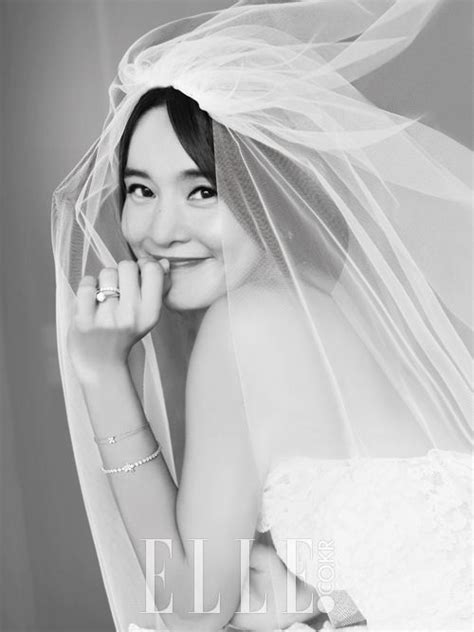 정혜영 션 부부의 리마인드 웨딩 화보 엘르코리아 ELLE KOREA 웨딩사진 포즈 웨딩 포즈 결혼 사진