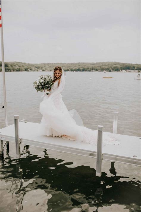 Love On The Lake The Real Wedding Of Lindsey And Alex Schuiling