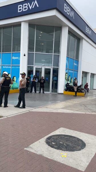 Callao Delincuentes Armados Asaltan Banco En La Avenida La Marina Y Se Llevan Dinero