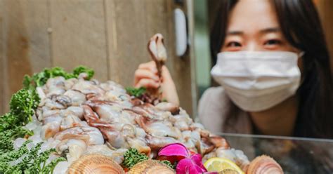 참새가 변한 것으로 의심받았던 미식가들의 겨울조개