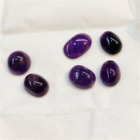 Oval Mixed Violet Amethyst Gemstones For Jewelry 690 Carat At Rs 750