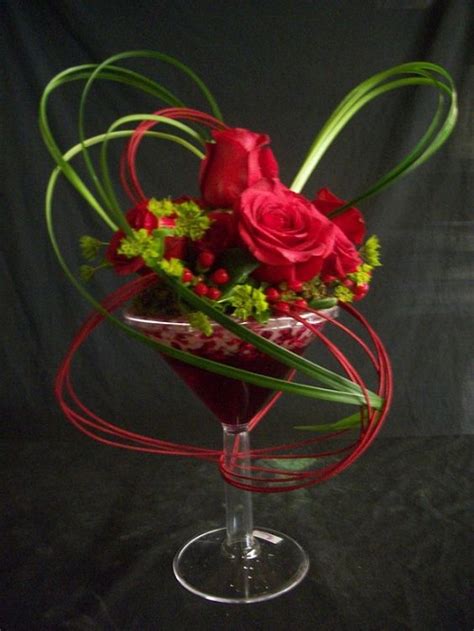 Idei De Aranjamente Florale Pentru O Zi Speciala 8 Martie