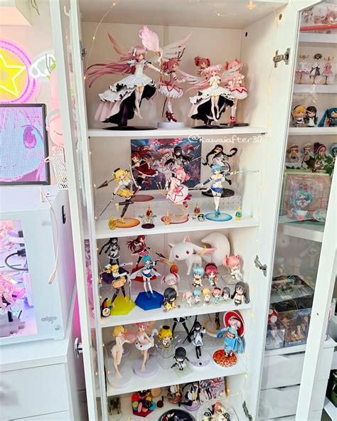 Happy Madoka Magica Shelfiesunday 🎀🌺🩰🎀 魔法少女まどかマギカ