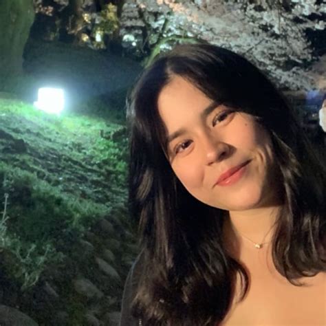 Yumi Threads Say More