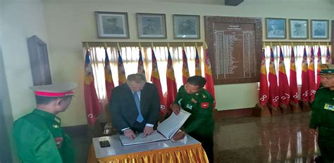 ရုရှားဖက်ဒရေးရှင်းနိုင်ငံ စိန့်ပီတာစဘတ်အစိုးရအဖွဲ့ဝင် ပြည်ပဆက်ဆံရေးကော