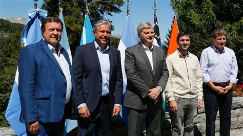 Los gobernadores patagónicos se reúnen en medio de las negociaciones por la Ley Bases El