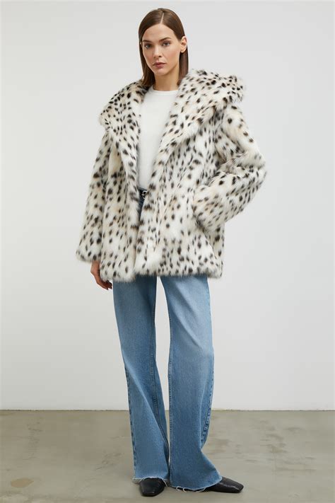 Шуба из экомеха SnowQueen_collection 655419003 цены в Москве, купить ...