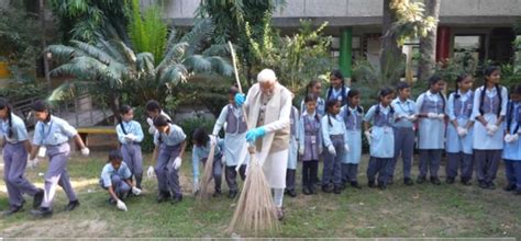 Modi Takes Part In Cleanliness Drive With Youngsters Marking 10 Years