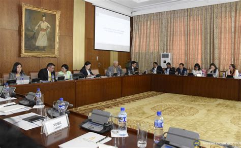 Төсвийн хууль тогтоомжийн хэрэгжилтийн талаар хэлэлцүүлэг боллоо