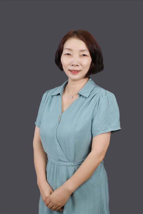 教师风采 西安翻译学院英文学院