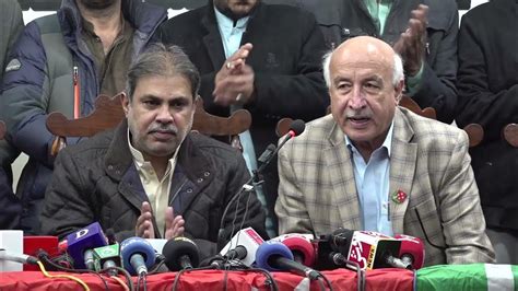 نیشنل پارٹی کے سربراہ ڈاکٹر عبدالمالک بلوچ کا میر لیاقت لہڑی کے ہمراہ