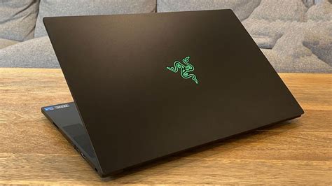 RAZER BLADE 15 BASE MODEL 2021 I7 11800H