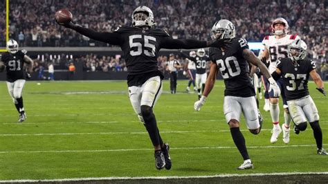 Las Vegas Raiders Stun New England Patriots On Bizarre Final Play